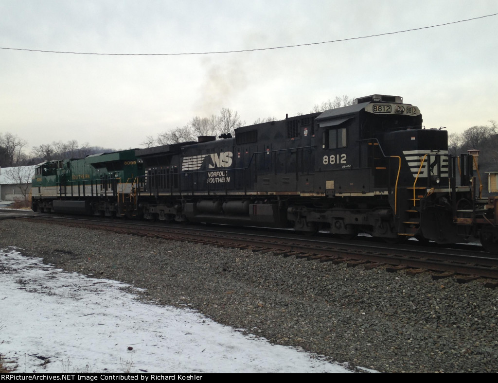 NS 8812 trailing the Southern unit